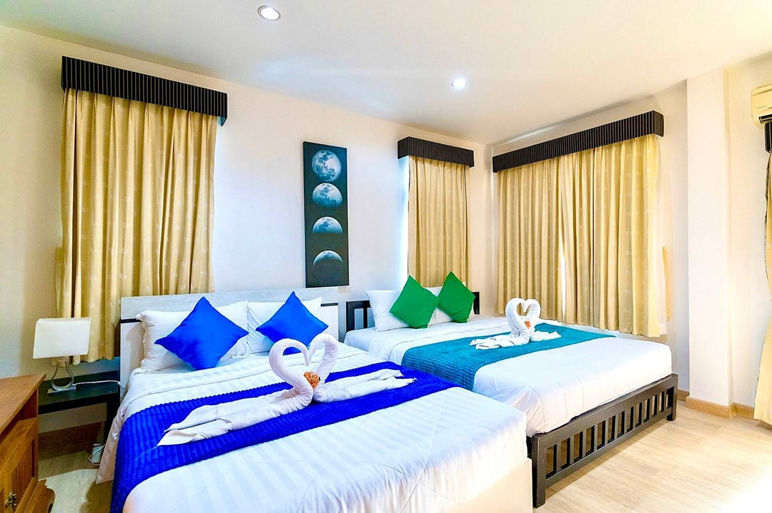 Shoal | IsaraPoolVilla.com